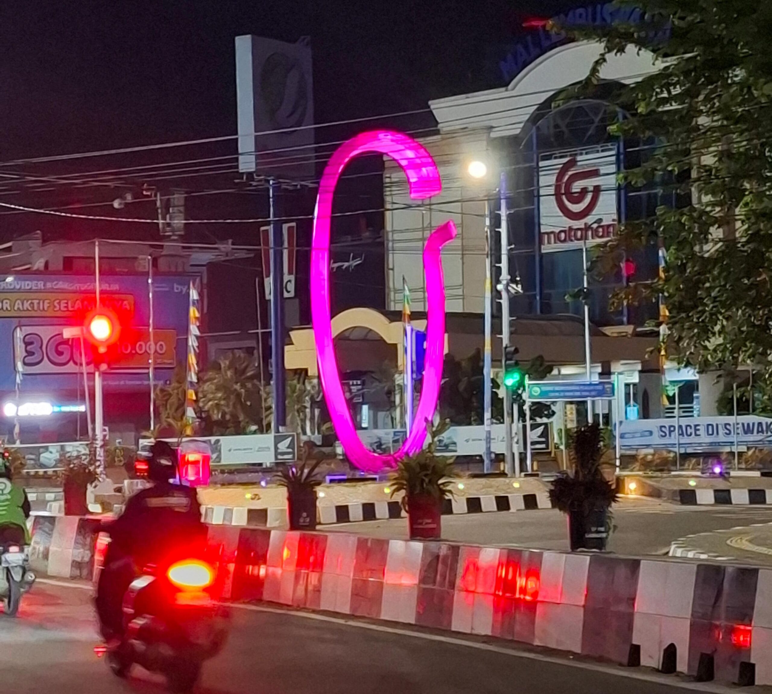 Tugu Pesut Samarinda Tuai Polemik di Kalangan Masyarakat, Deni Hakim Jelaskan Konsep dan ...