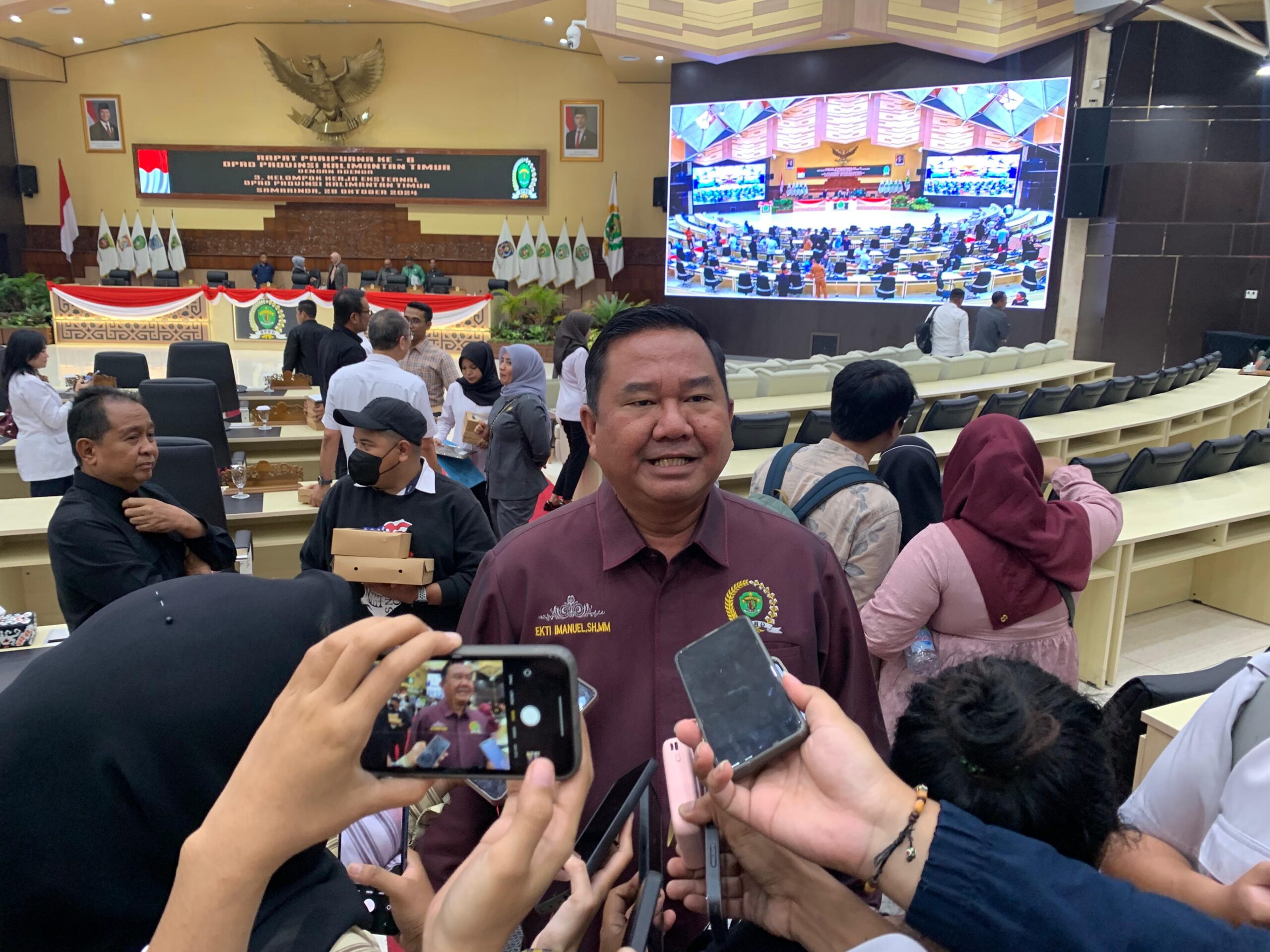 Ekti Imanuel Sambut Positif Program Gratispol, Dorong Pemerataan ...